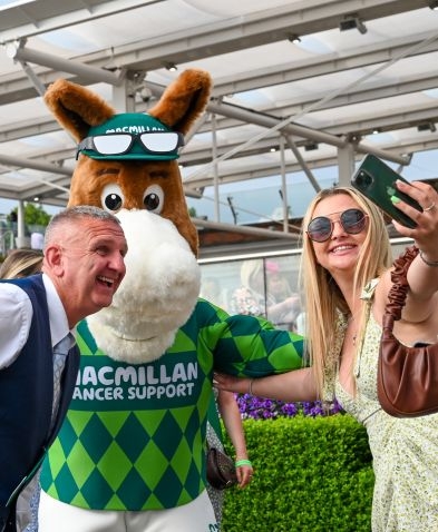 2024 Fixtures & Pricing | York Racecourse