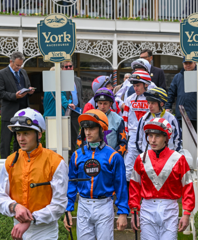 2025 Fixtures & Pricing | York Racecourse