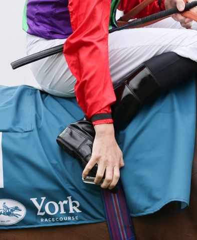 2024 Fixtures & Pricing | York Racecourse